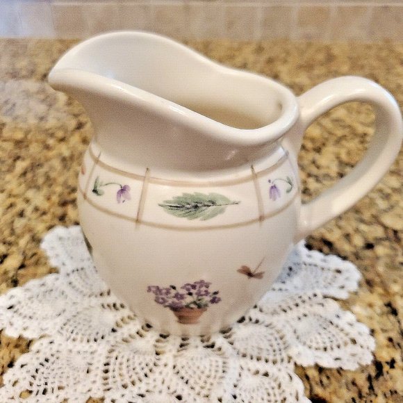 Pfaltzgraff | Dining | Pfaltzgraff Creamer Small Pitcher Flower Garden ...